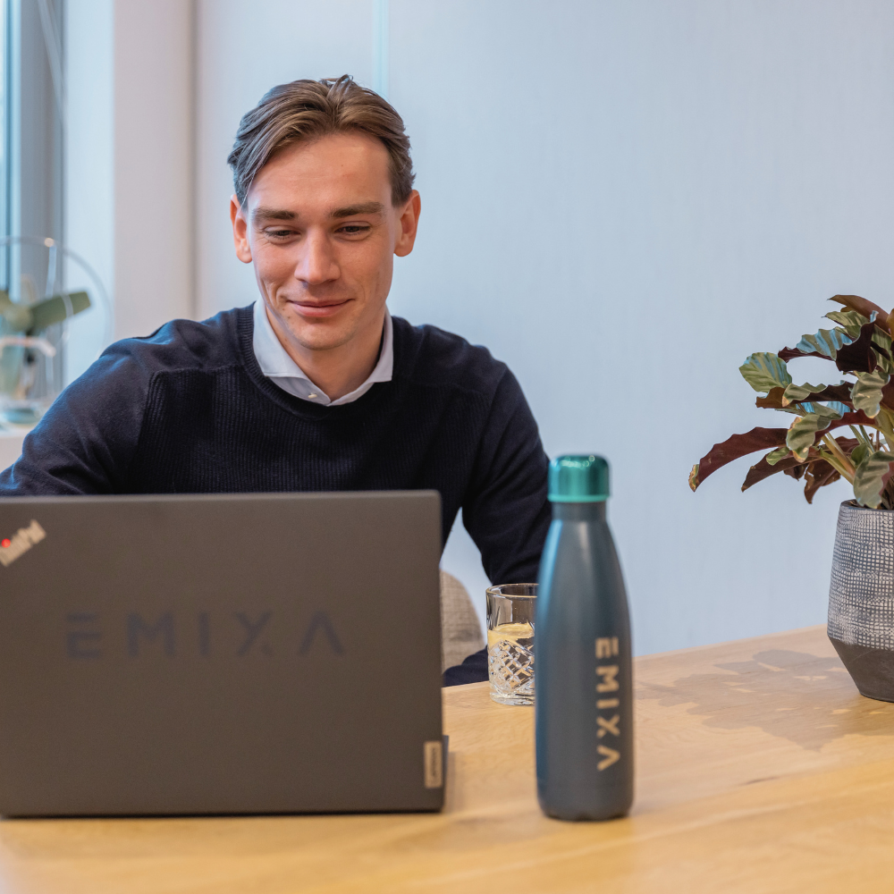 Data Platform: Reliable Insights for Decision Making | Emixa